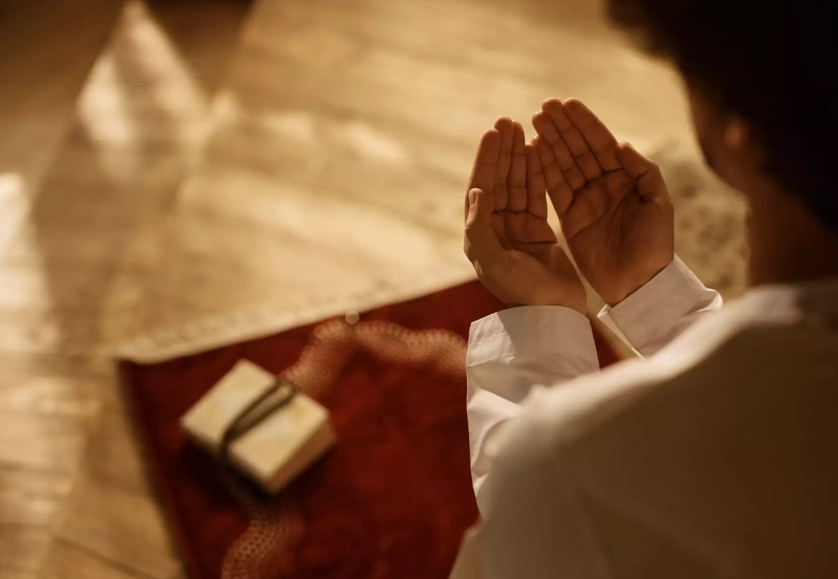 Sholawat Nabi Bacaan Pendek: Keutamaan, Makna, dan Cara Mudah Mengamalkannya